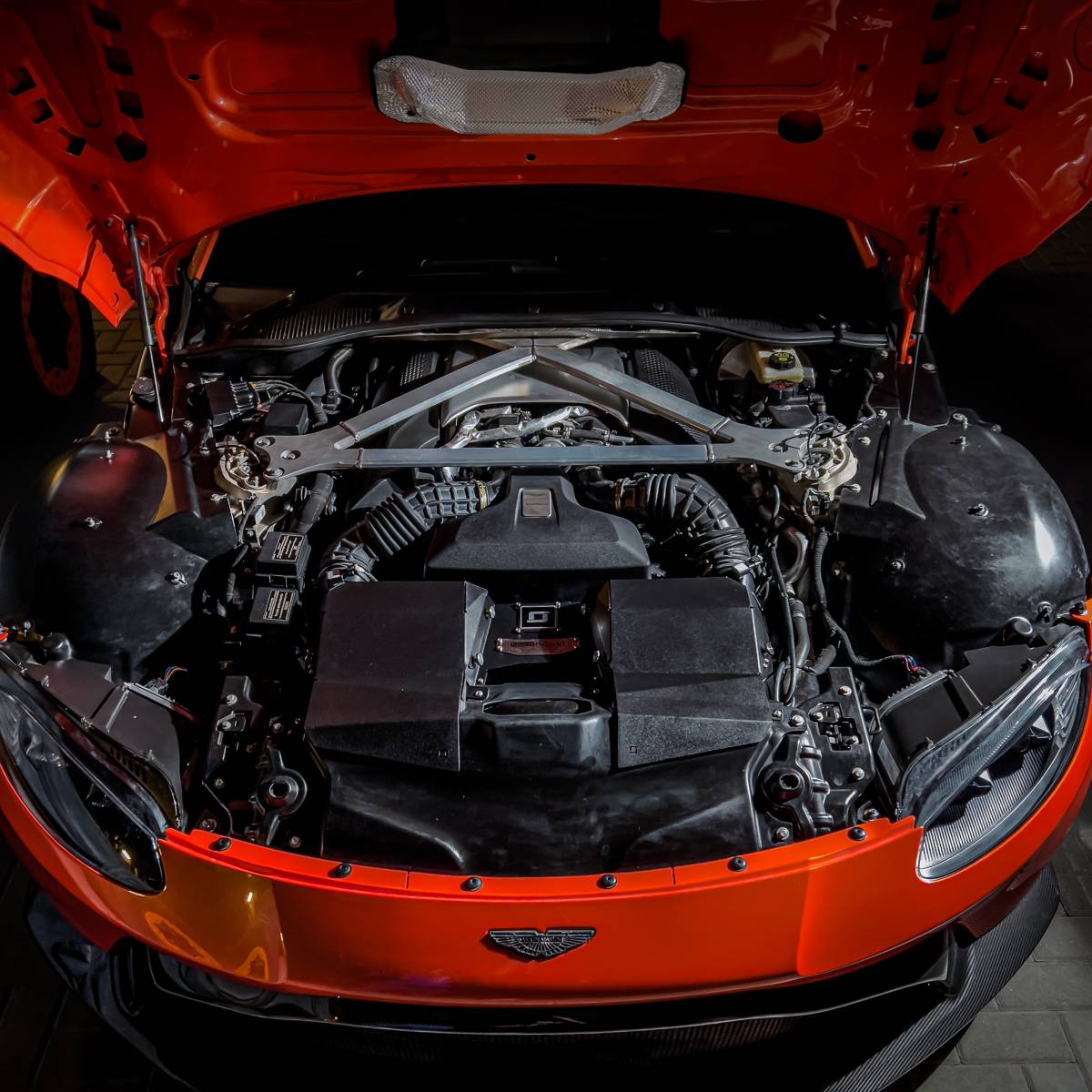 Aston Martin V8 Vantage M177 Cold Air Intake System – BlackBoost – Europe