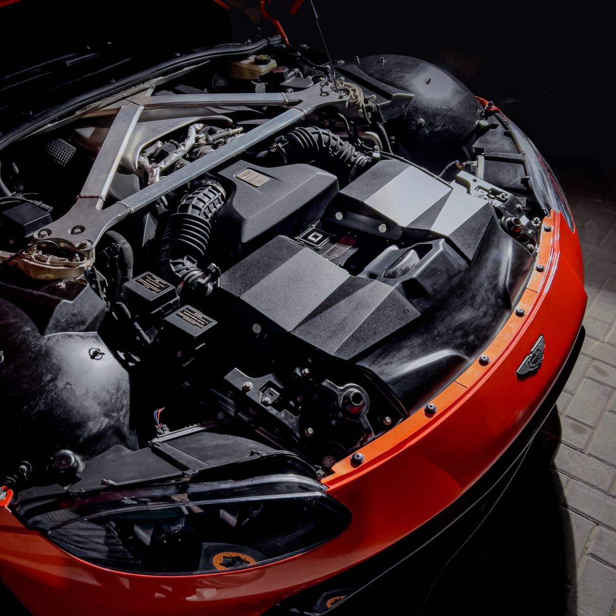 Aston Martin V8 Vantage M177 Cold Air Intake System – BlackBoost – Europe